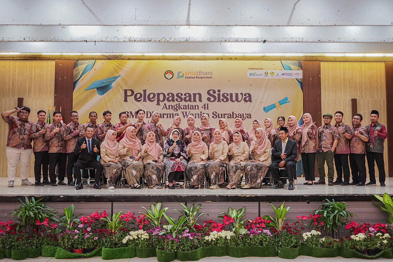 Home - Website SMA Dharma Wanita Surabaya